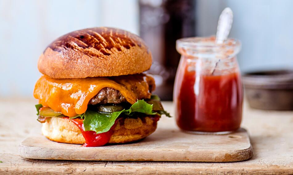 Buy Saddleback Pork | Farmison & Co - Farmison & Co