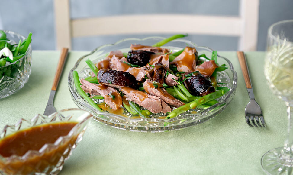 How To Cook Bordelaise Style Seven Hour Leg of Lamb - Farmison & Co