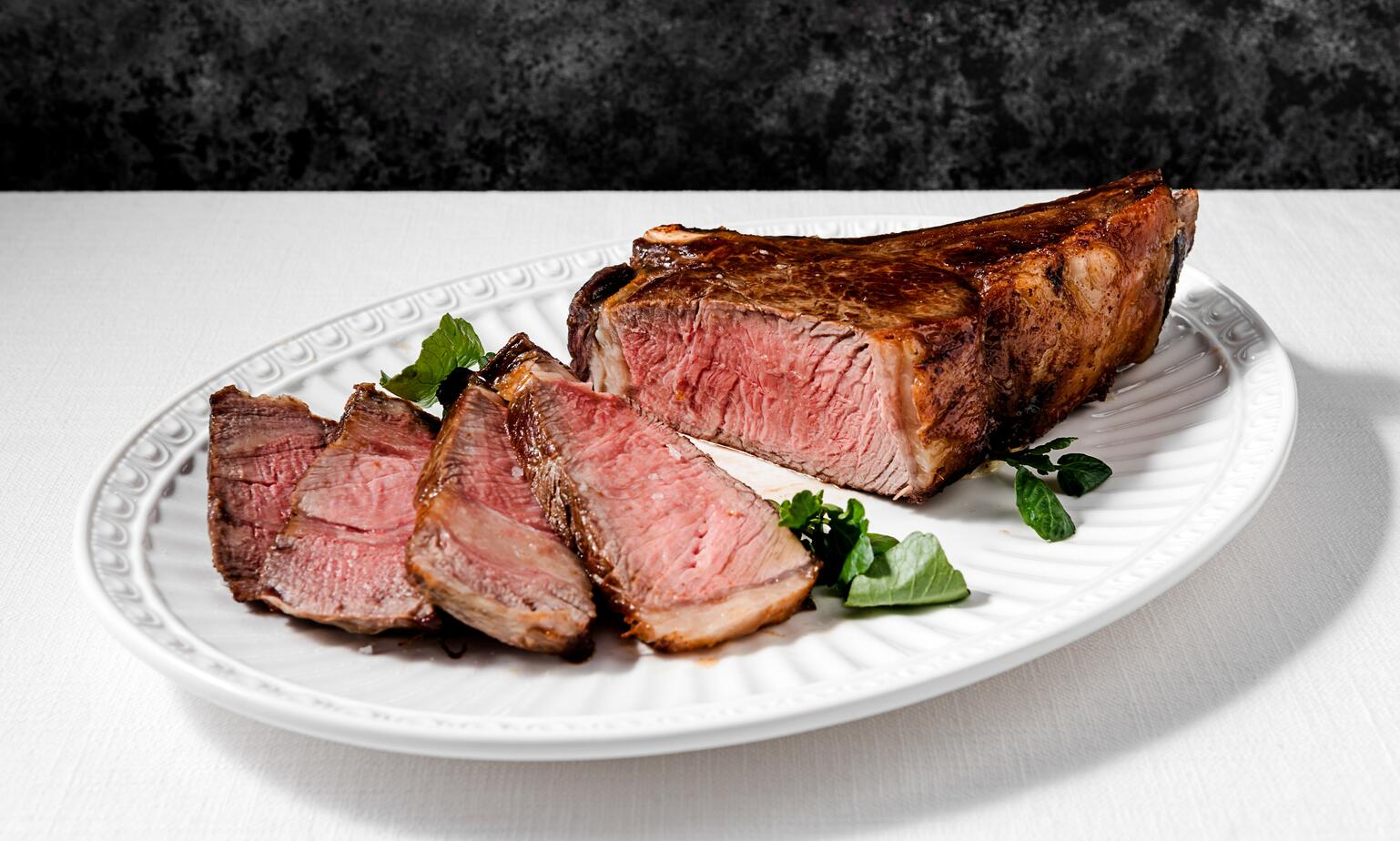 Buy 32 Day Dry Aged Cote De Boeuf Online | Grass Fed - Farmison & Co