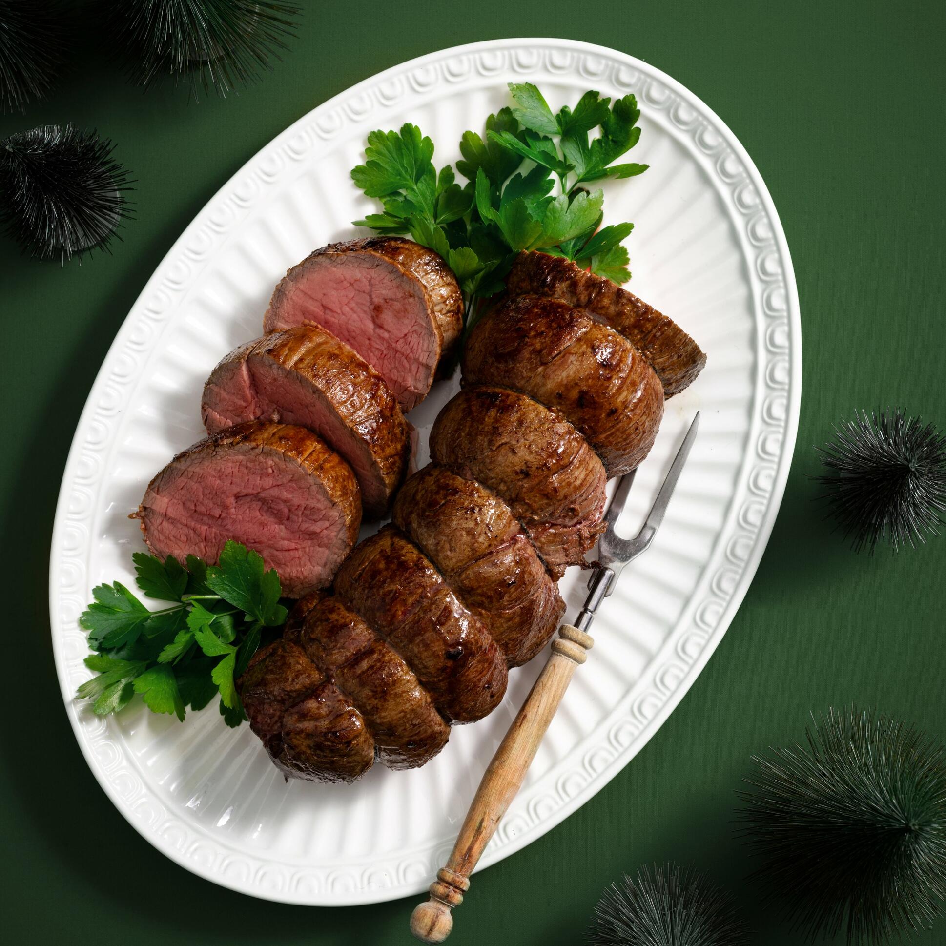 Beef fillet - Centre Cut | British Grass Fed Beef | Farmison - Farmison ...