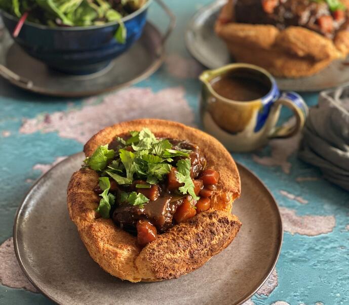 how to make slow cooked ox cheeks on Yorkshire puddings - Farmison & Co