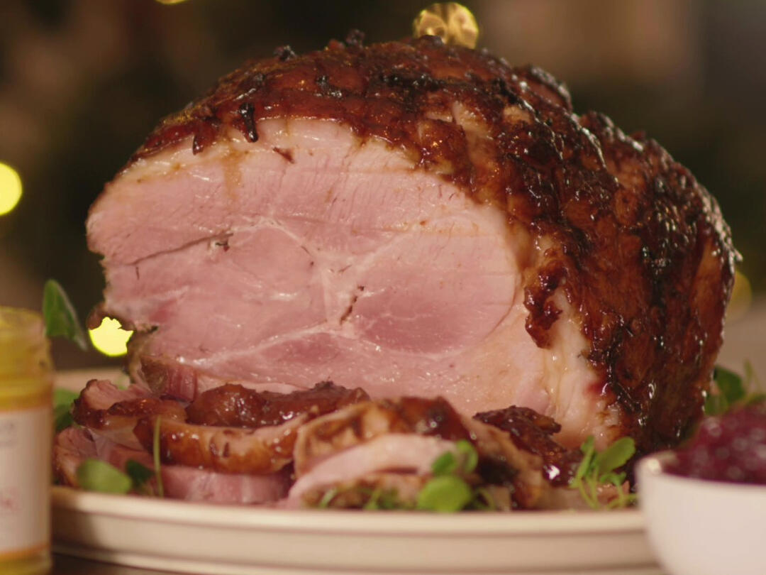 Honey Glazed Ham with Cloves Recipe Online. Heritage Breed Farmison ...